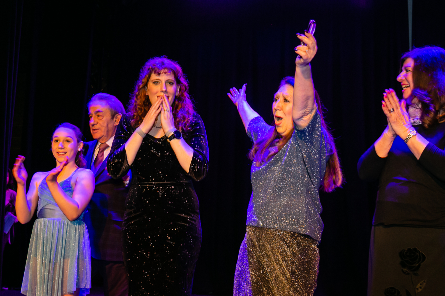 Singing comedian shines at Jews Got Talent! - Jewish News