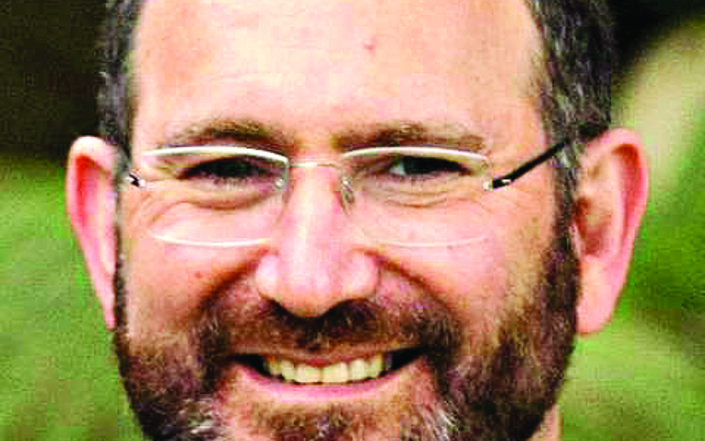 Senior Kinloss rabbi unexpectedly steps down after nine years | Jewish News