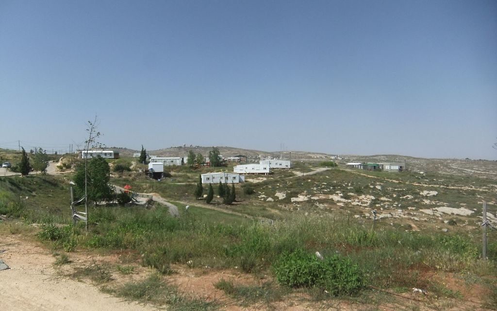 Israel orders Amona settlement evacuation | Jewish News