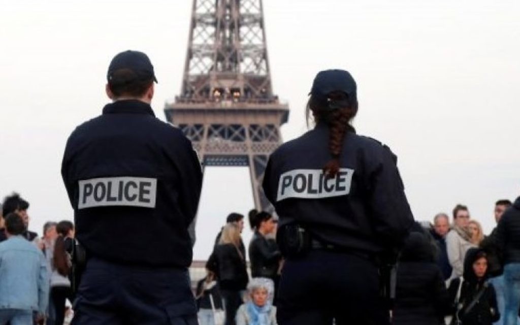 French Jewish group demands action over anti-Semitic attacks | Jewish News