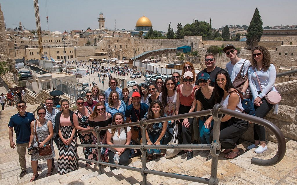 Israeli Oxford student showcases her country to her peers with trip ...