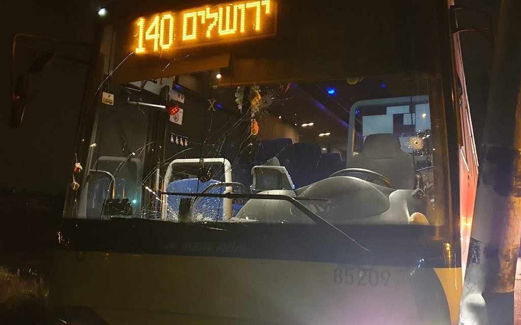 Driver injured as Israeli bus comes under fire in West Bank | Jewish News
