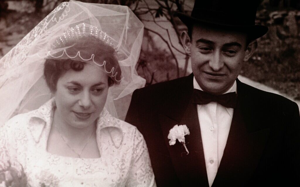 Family of Jewish couple 'flabbergasted' by never-before-seen weddings ...