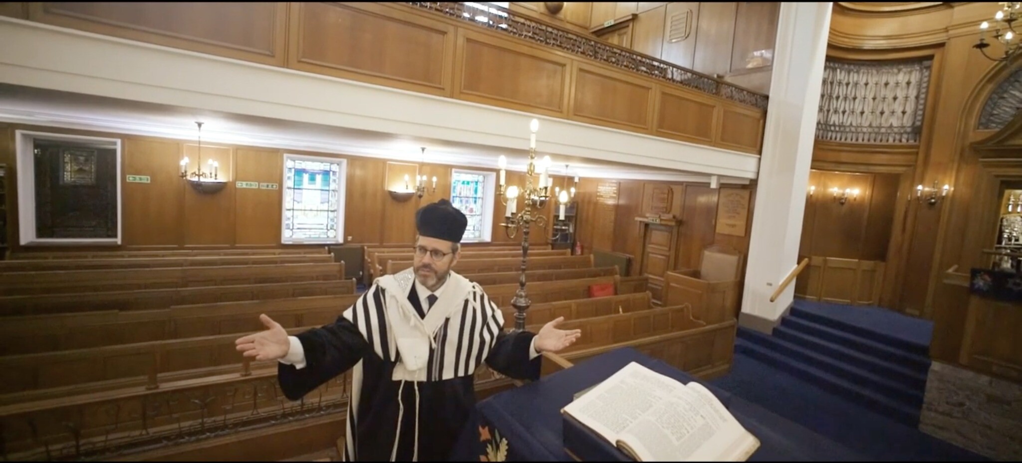 Watch: Chazan sings inside his empty shul about longing for communal ...