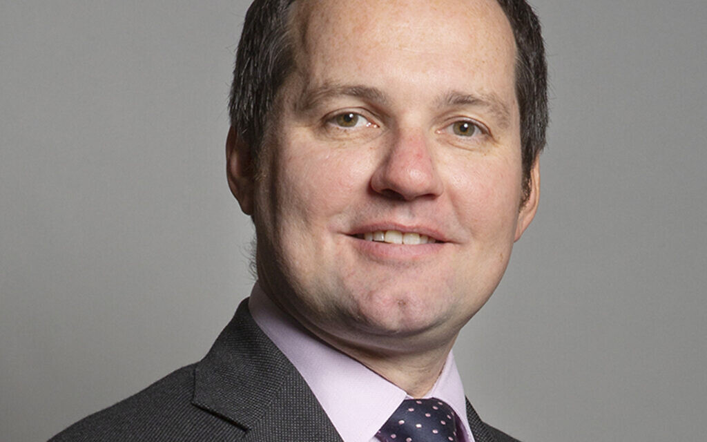 Tory MP sorry for tweeting poem whose full version references ...