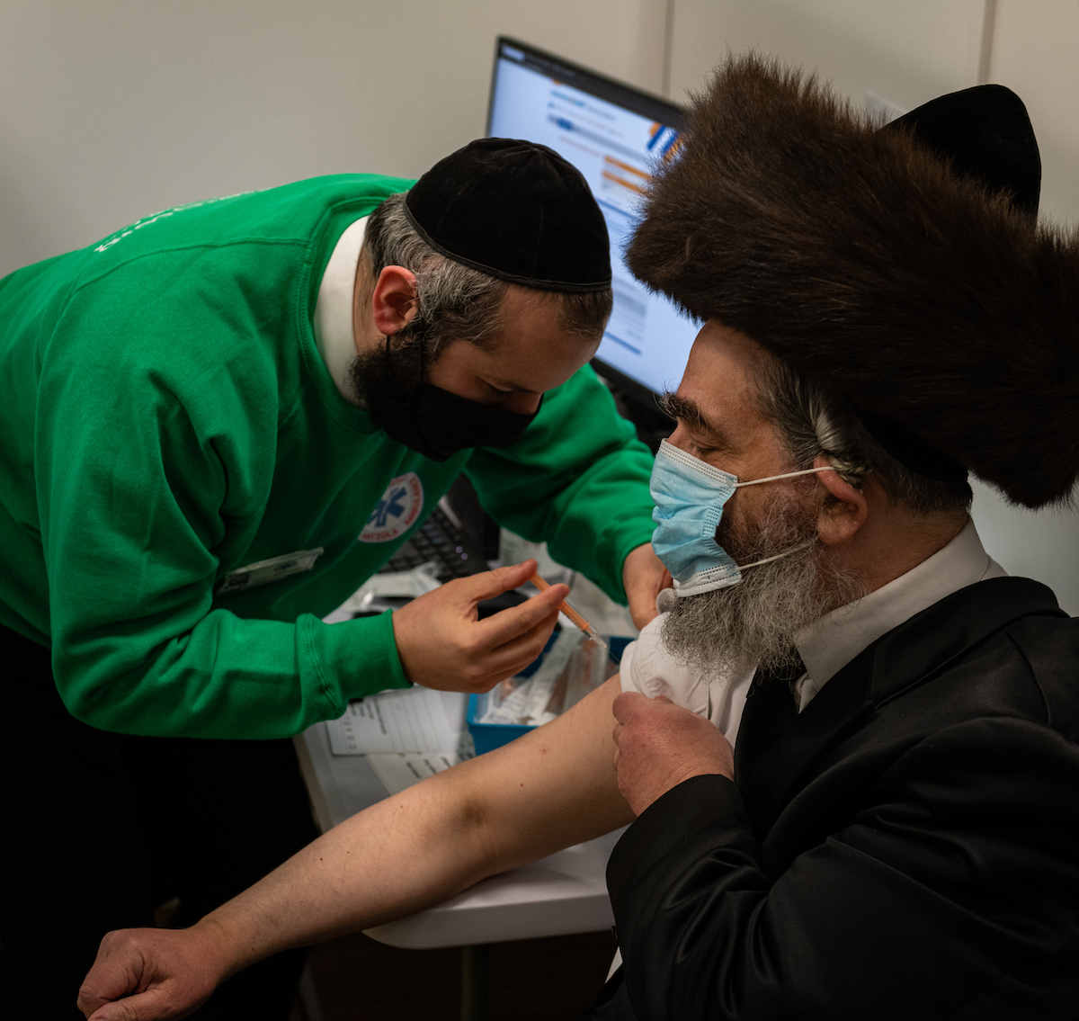 More than 250 Charedim attended mass vaccination event after Shabbat ...