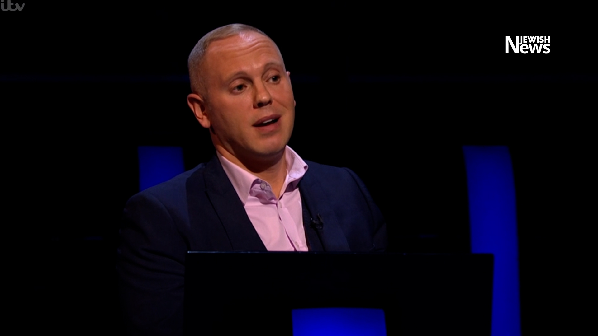 Rob Rinder wins £32k for Jewish charity in Millionaire show trial ...