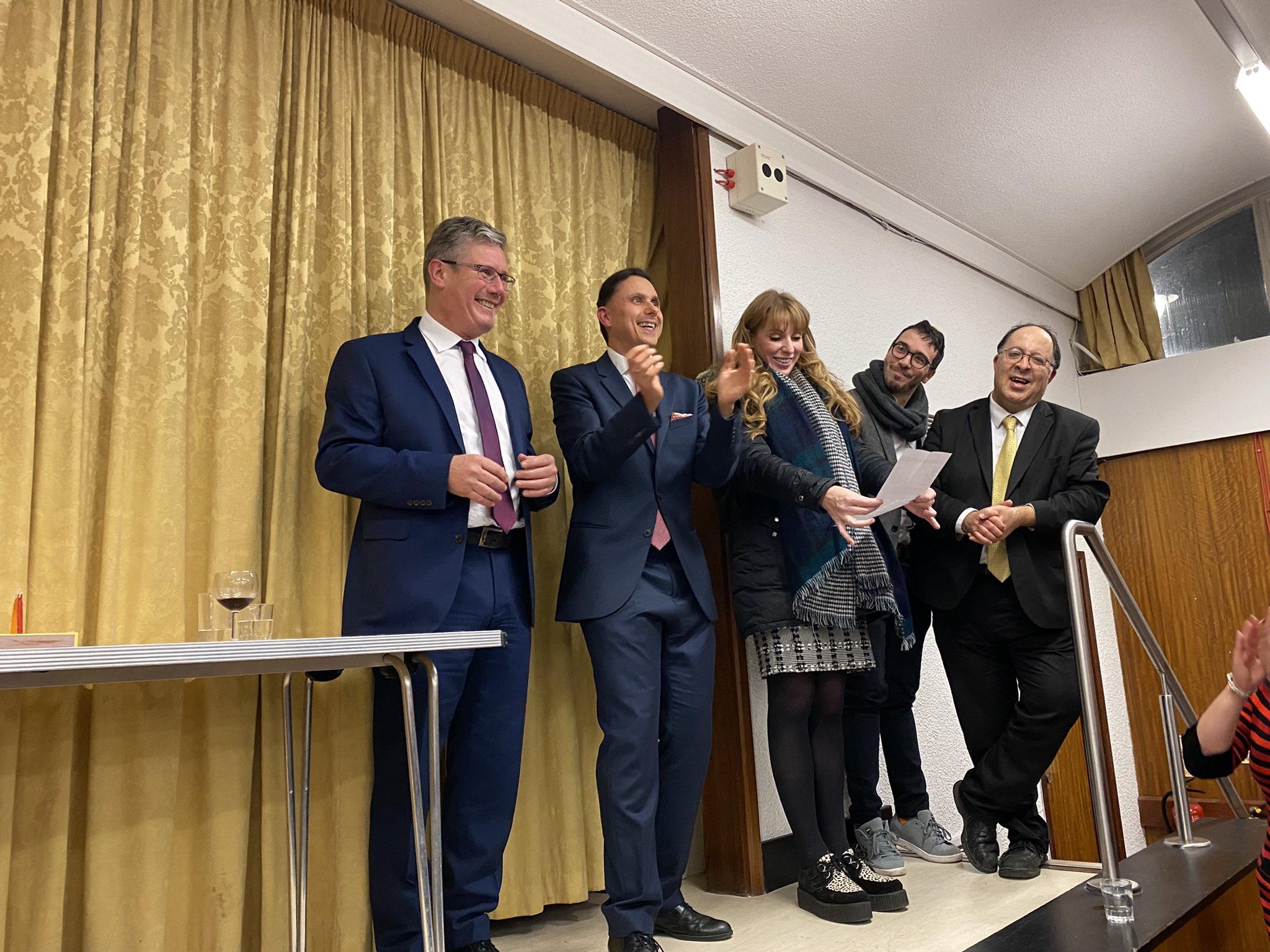 All light on the night as Starmer celebrates Chanukah with Jewish ...