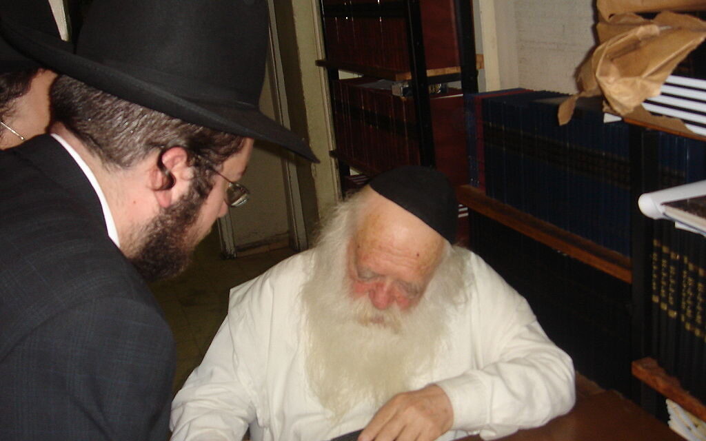 Israeli Charedi leader Rabbi Chaim Kanievsky dies aged 94 | Jewish News