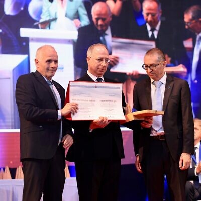 Quentin Tarantino opens up about learning Hebrew and his life in Tel ...