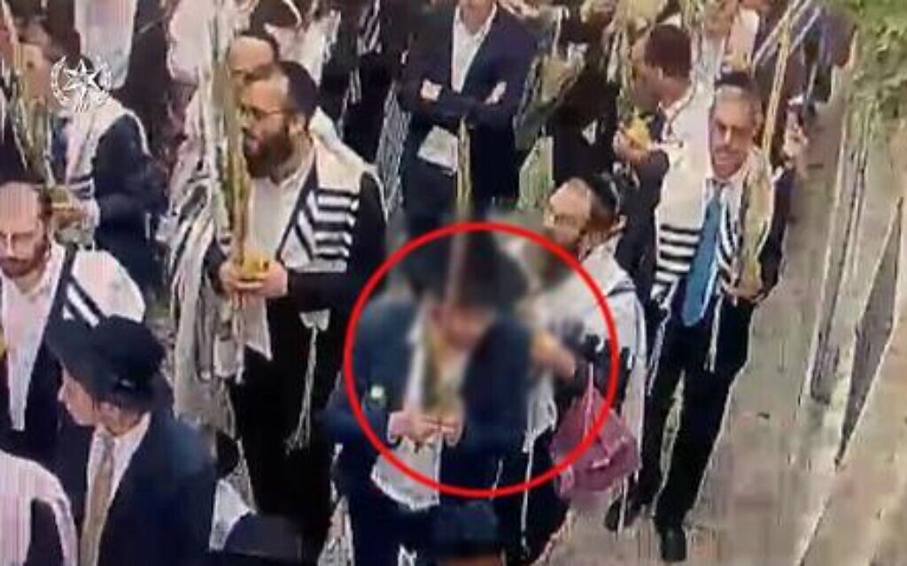 'Disgraceful': Chief Rabbi condemns ultra-Orthodox Jews spitting on ...