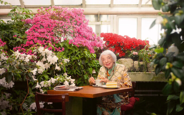 Margot Friedlander, German Holocaust survivor who landed a Vogue cover ...