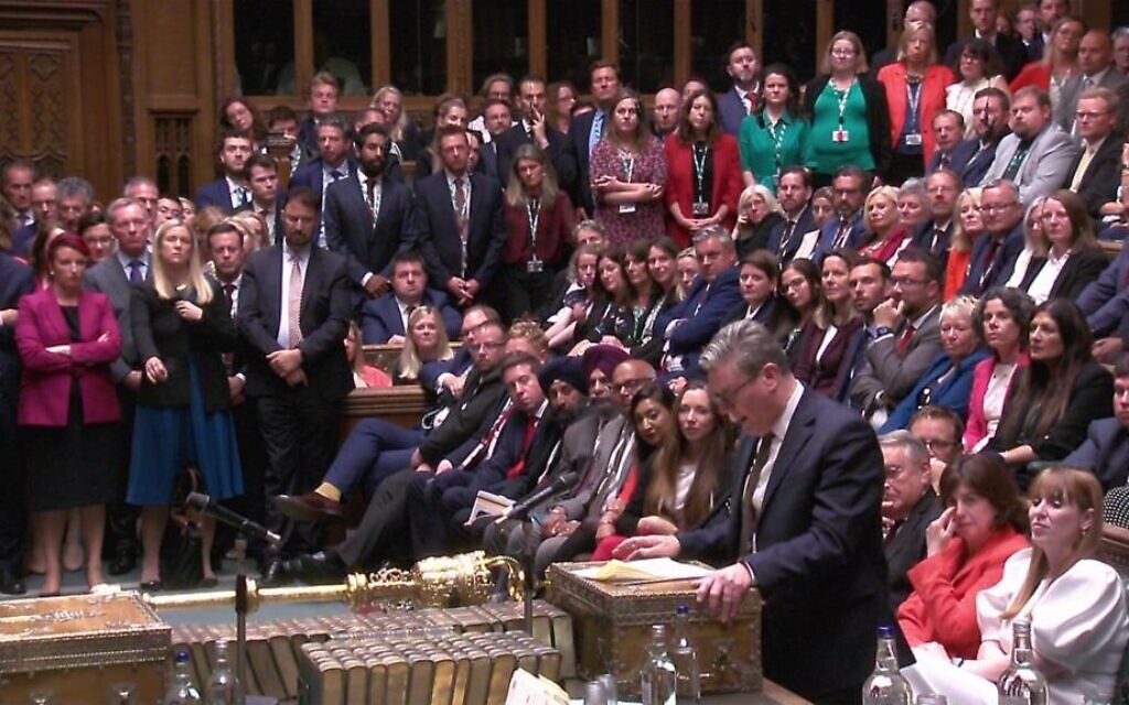 Thirteen Jewish Labour MPs take their places in the Commons on first ...