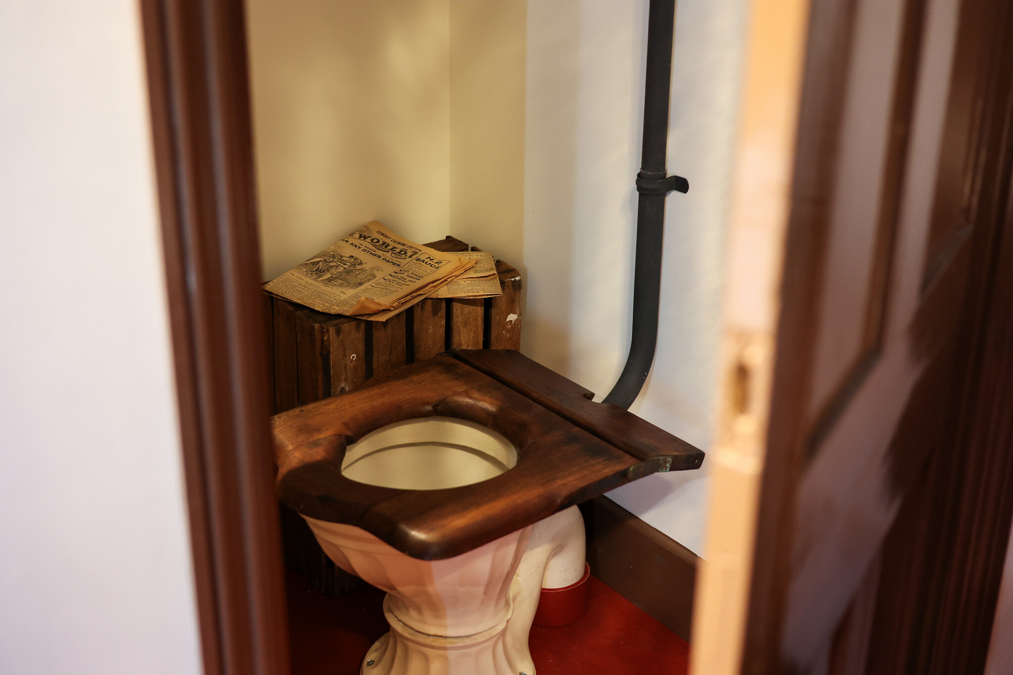 London's 'tenement museum' opens in Hackney - Jewish News