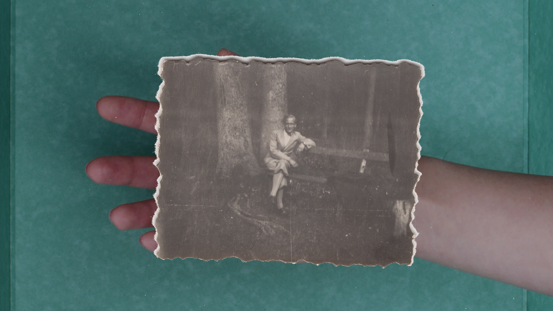 Haunting new exhibit explores Holocaust memory through art - Jewish News