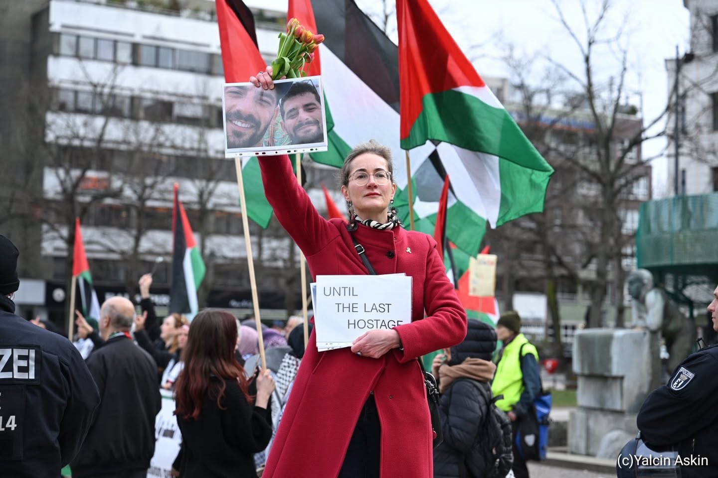 Going solo against the hate - Jewish News