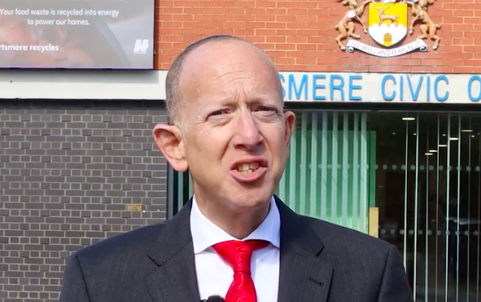 Hertsmere leader speaks out over 'Jew-baiting' pro-Palestine graffiti ...