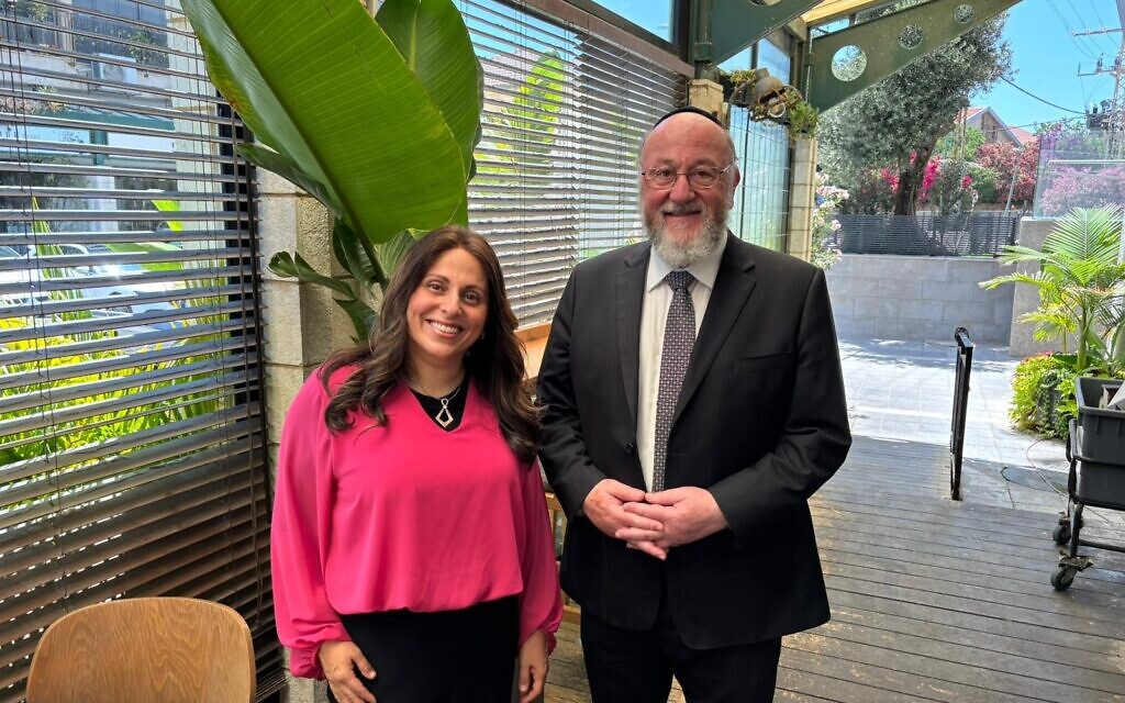 Chief Rabbi announces partnership with Netflix star for UK Jewish ...