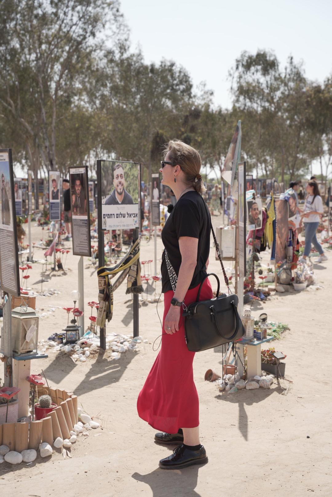 Going solo against the hate - Jewish News