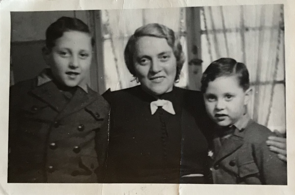 Holocaust survivor and educator Manfred Goldberg dies aged 95 - Jewish News