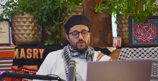Home Secretary bans extremist preacher from entering the UK - Jewish News