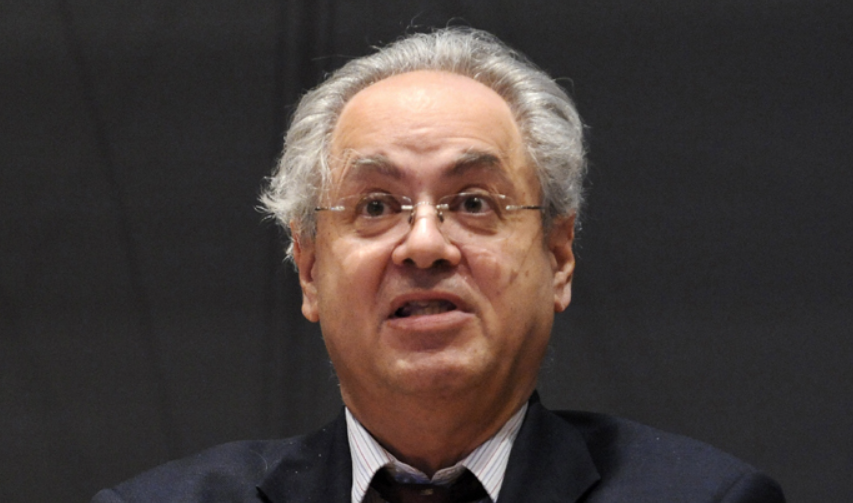 Woman who racially abused diners at kosher restaurant gets suspended ...