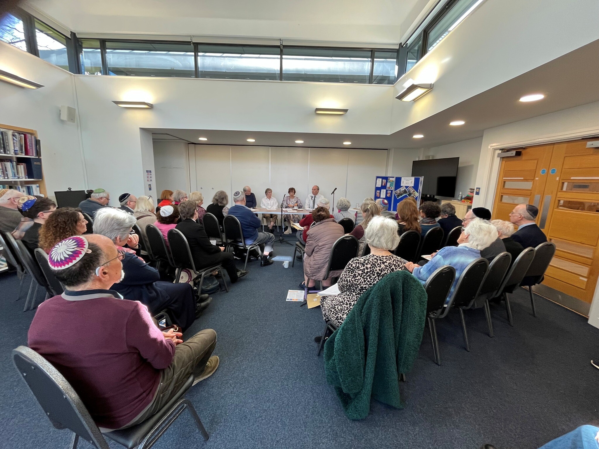 Jewish leaders and MPs unite to launch record UK Refugee Shabbat ...
