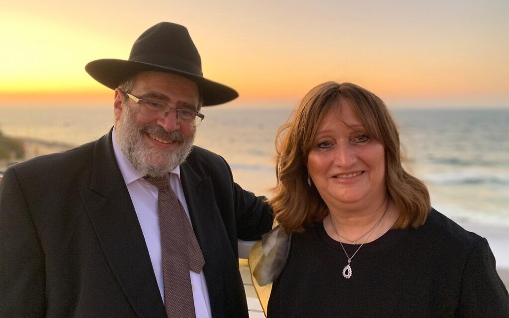 Rabbi and Rebbetzin Ginsbury to retire after nearly three decades of ...